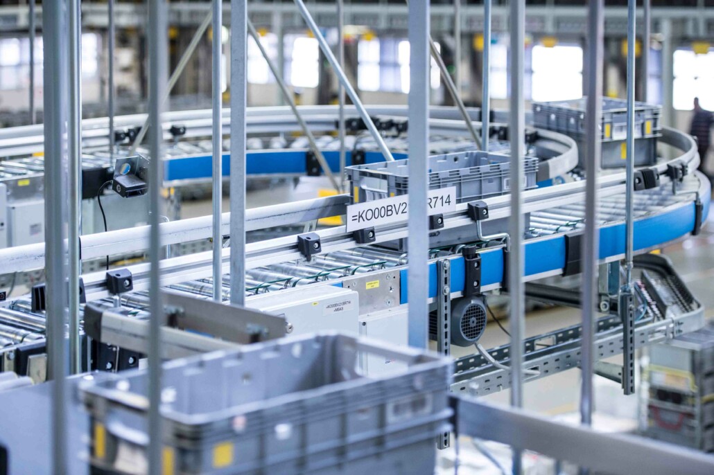 Logistics adventure: BinMan® masters container management at Swiss Post ...